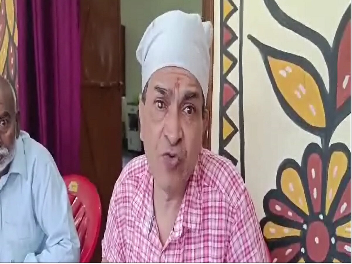 Rakshabandhan program was organized in the old age home of Jhumri ...