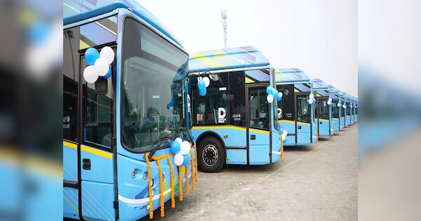 delhi dtc bus journey delhiites become more pleasant 400 buses join dtc ...