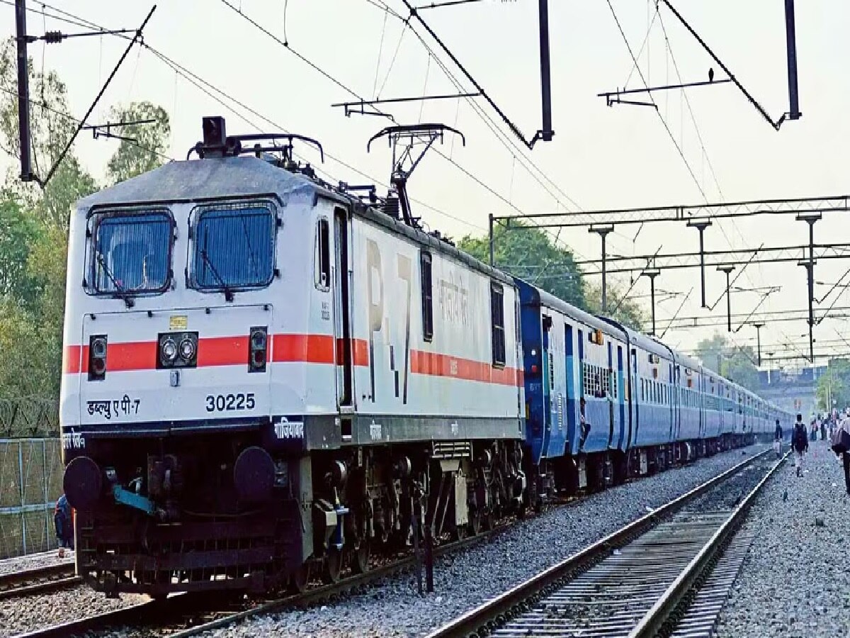 g20 summit delhi indian railways cancelled and divert 300 train check full list here | Indian ...
