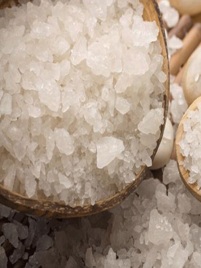Vastu Tips Do not apply salt mopping at home these days even by mistake ...