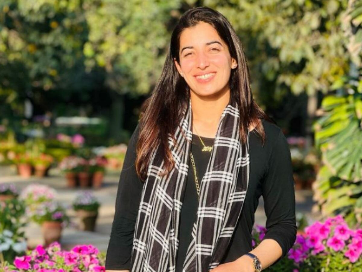 Aliya Riaz Cricket Player Pakistan finished match like ms dhoni by hits ...