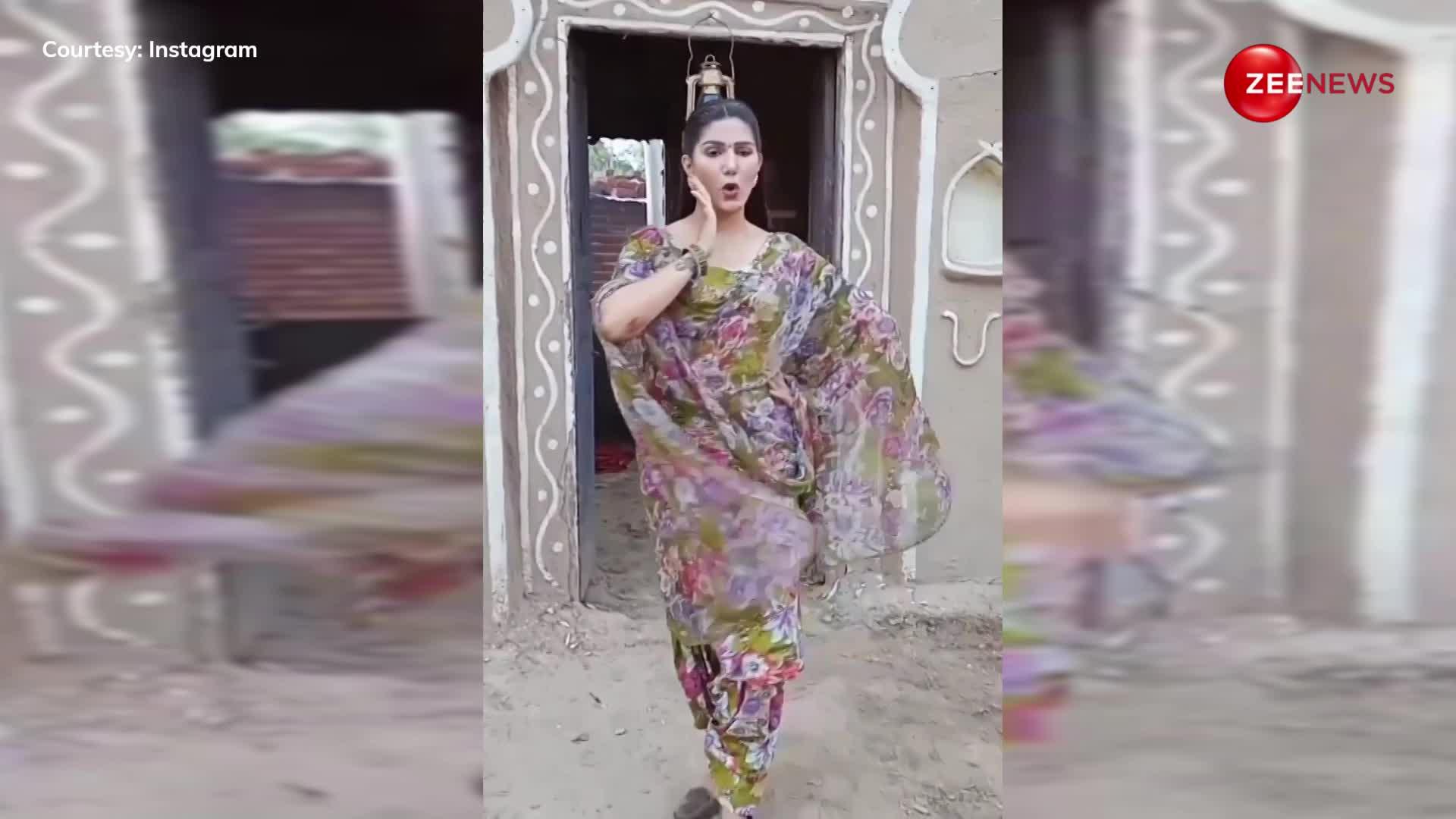 sapna chaudhary gadar dance on jale countryside people kept on eye on ...