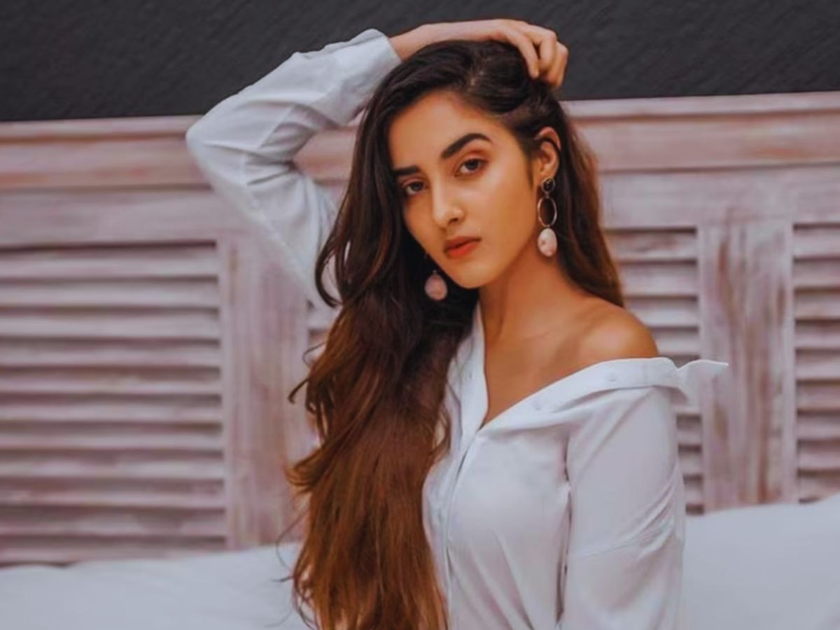 Gadar actress and Tara Singh daughter in law Simrat Kaur competes ...