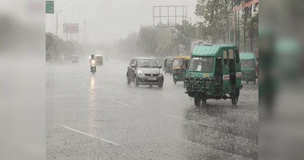 Weather Update Heavy rain in Lucknow government decision schools will remain closed | Weather ...