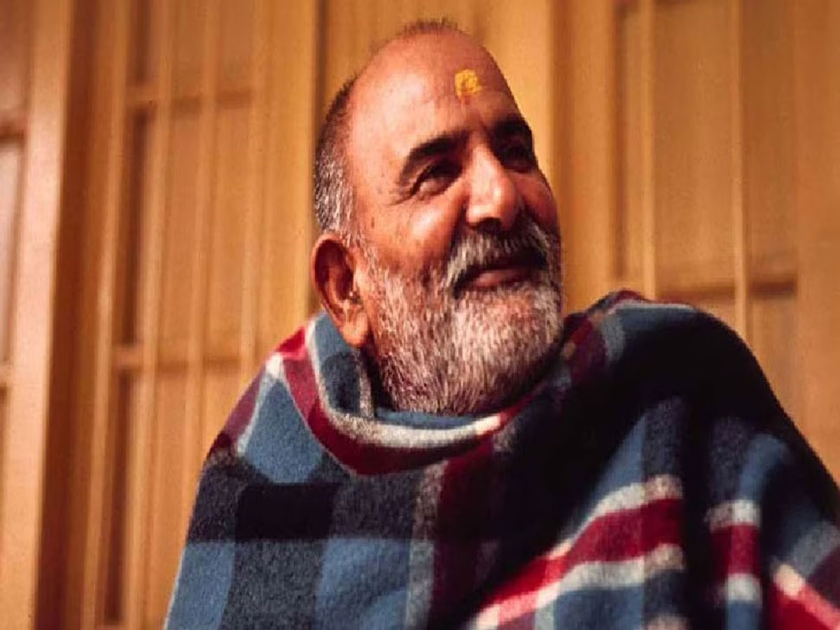 Nainital Kainchi Dham Neem Karoli Baba Is Incarnation Of Hanuman Ji