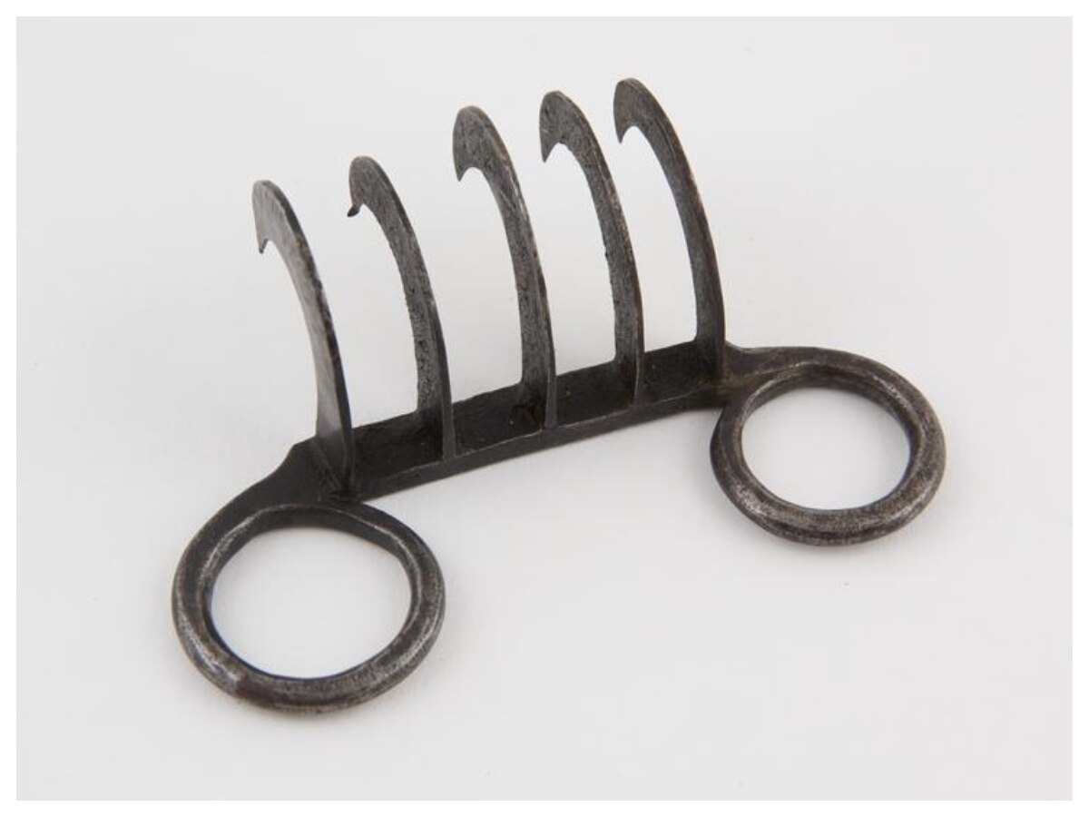 Preparation to bring Bharat Wagh Nakh Shiva ji had killed Afzal Khan ...