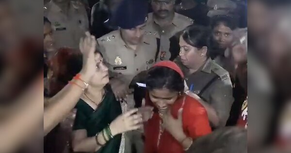 Lucknow car driver hit 2 years children standing on the roadside cctv ...