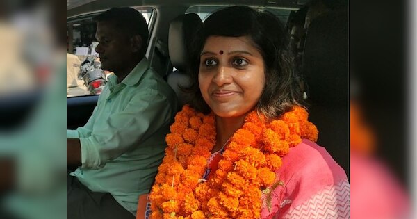 UP BJP List includes many new faces Mau gets Nupur Agarwal as first women bjp District Pesident ...