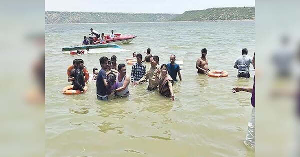 Muzaffarpur Boat Accident Four Bodies NDRF SDRF Recovered Rescue ...