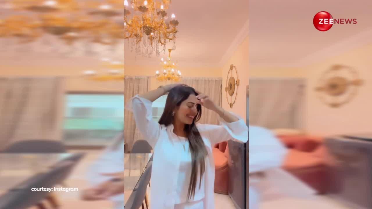 new video of pakistani girl viral from ind pak match created ruckus on ...