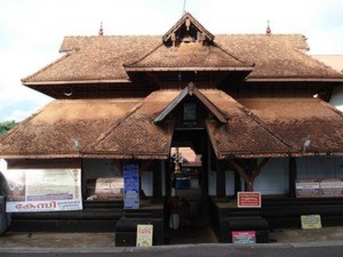 Thiruvarppu Krishna Temple: ରହସ୍ୟମୟ ମନ୍ଦିର, ଯେଉଁଠି ଦିନକୁ ୧୦ ଥର ଭଗବାନ ...