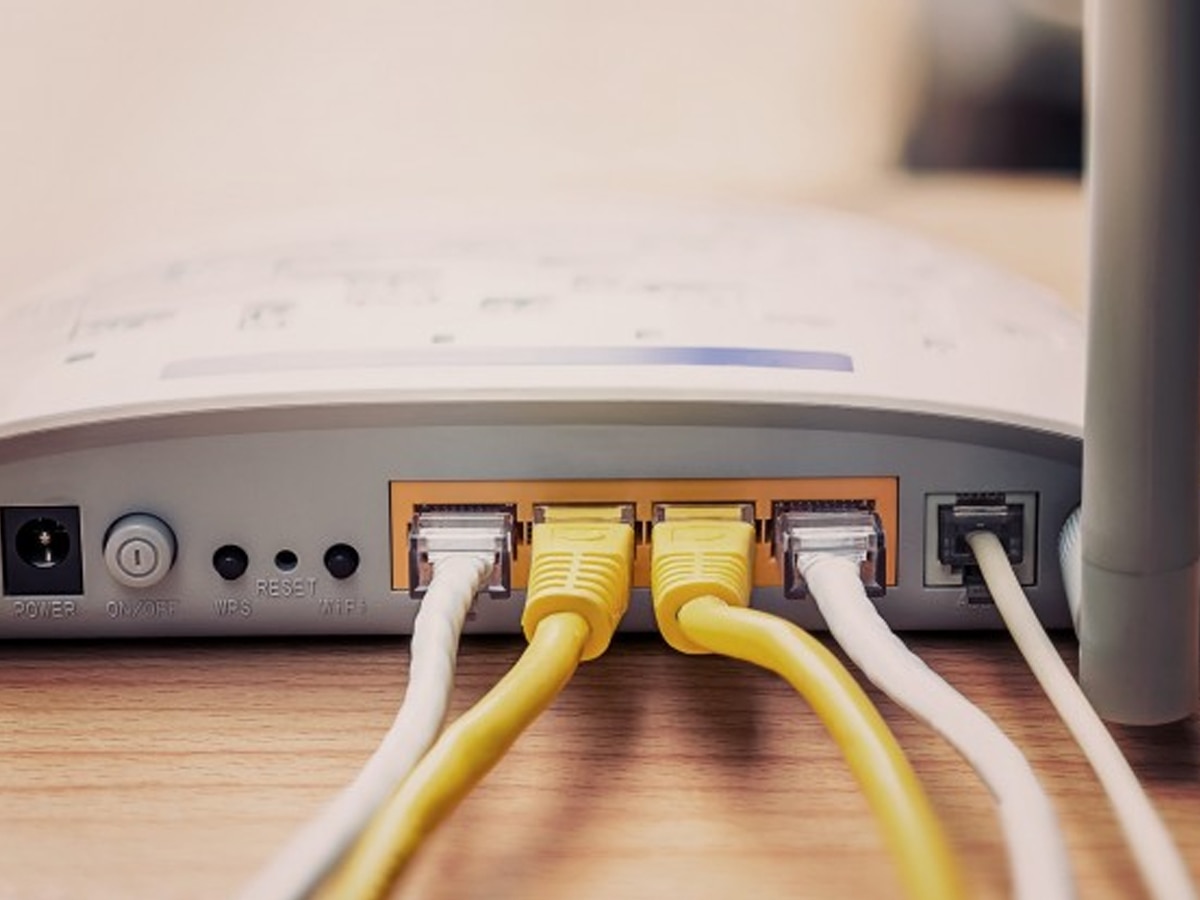 Can Router Go Behind Tv at Alison Mclemore blog