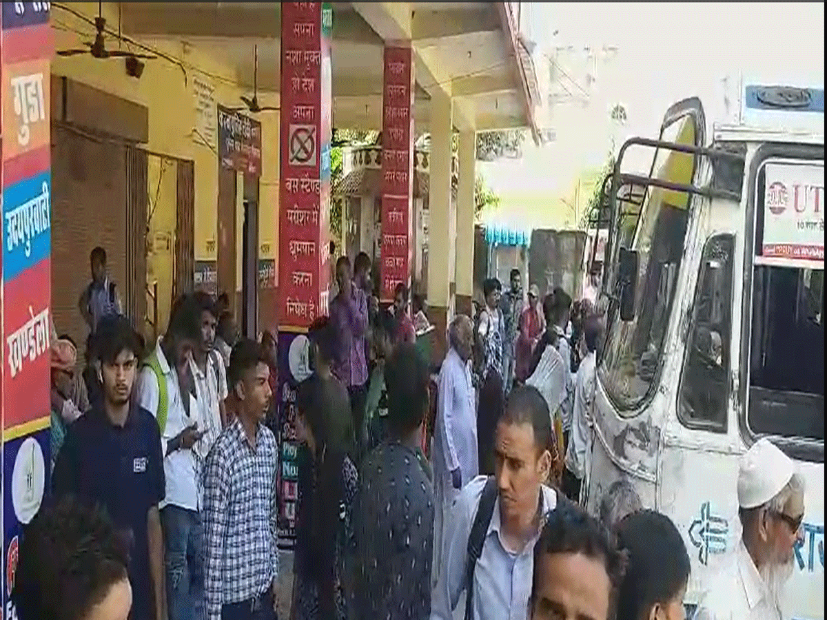 Sikar News Passengers worried due to lack of buses 6 buses of Shahpura ... Sikar News Passengers worried due to lack of buses 6 buses of Shahpura ...