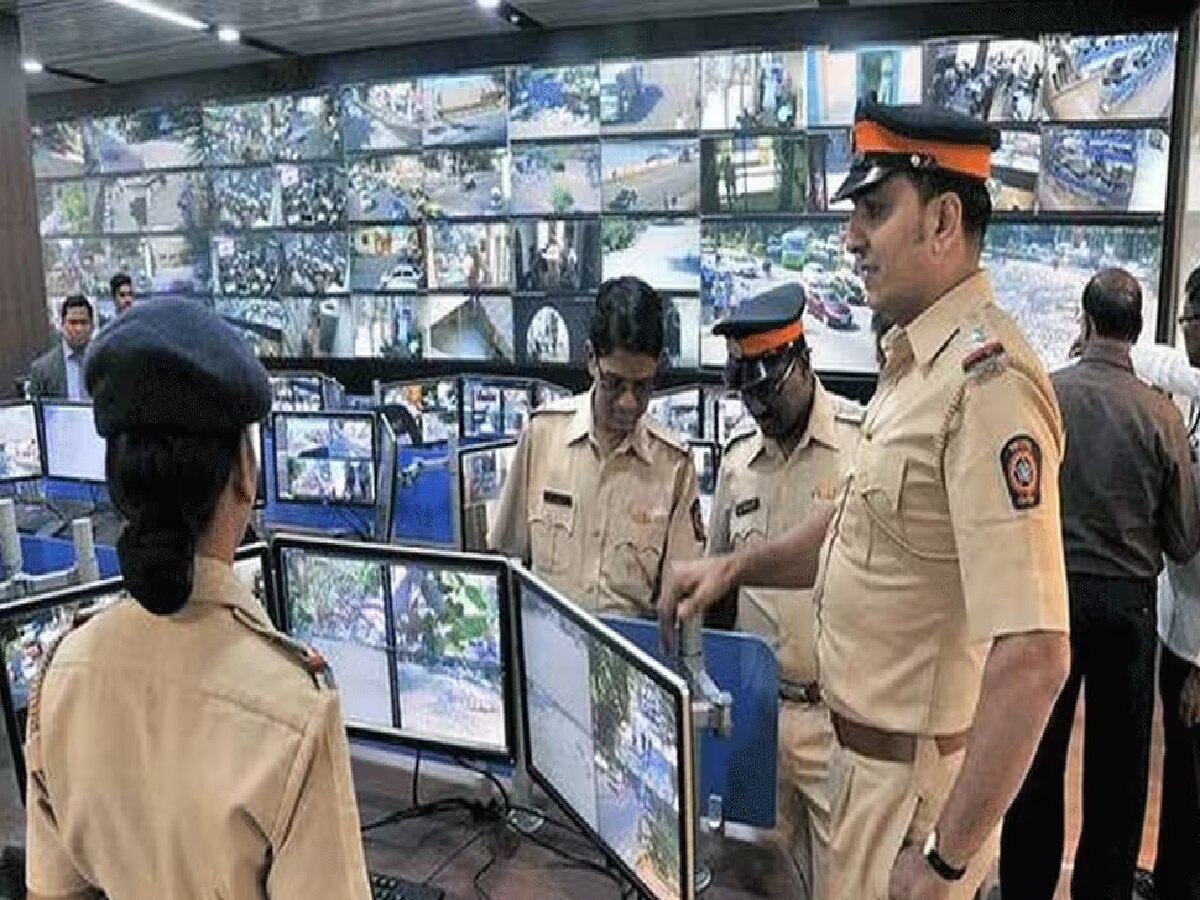 Noida News CCTV cameras installed in police stations of state Lucknow ...