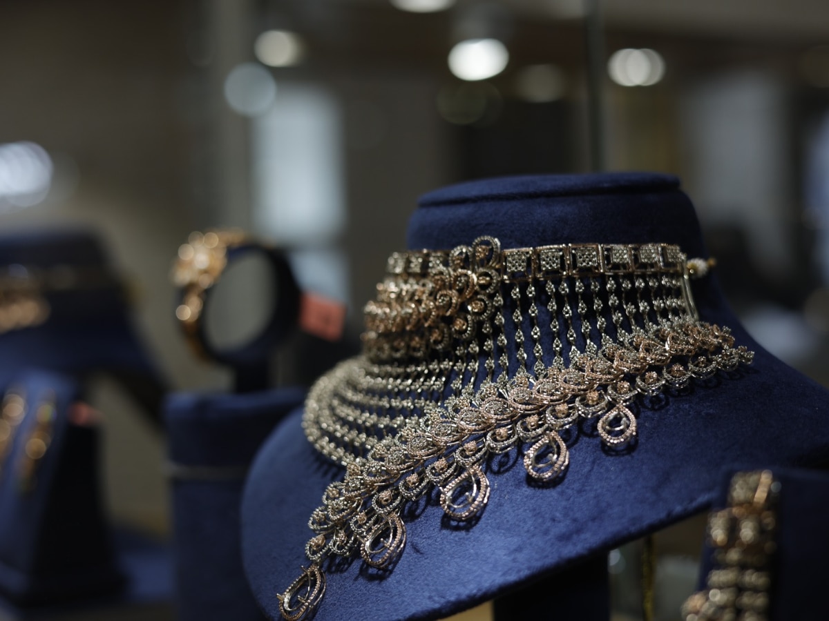 gold silver and diamond jewellery collection International Jewellery ...