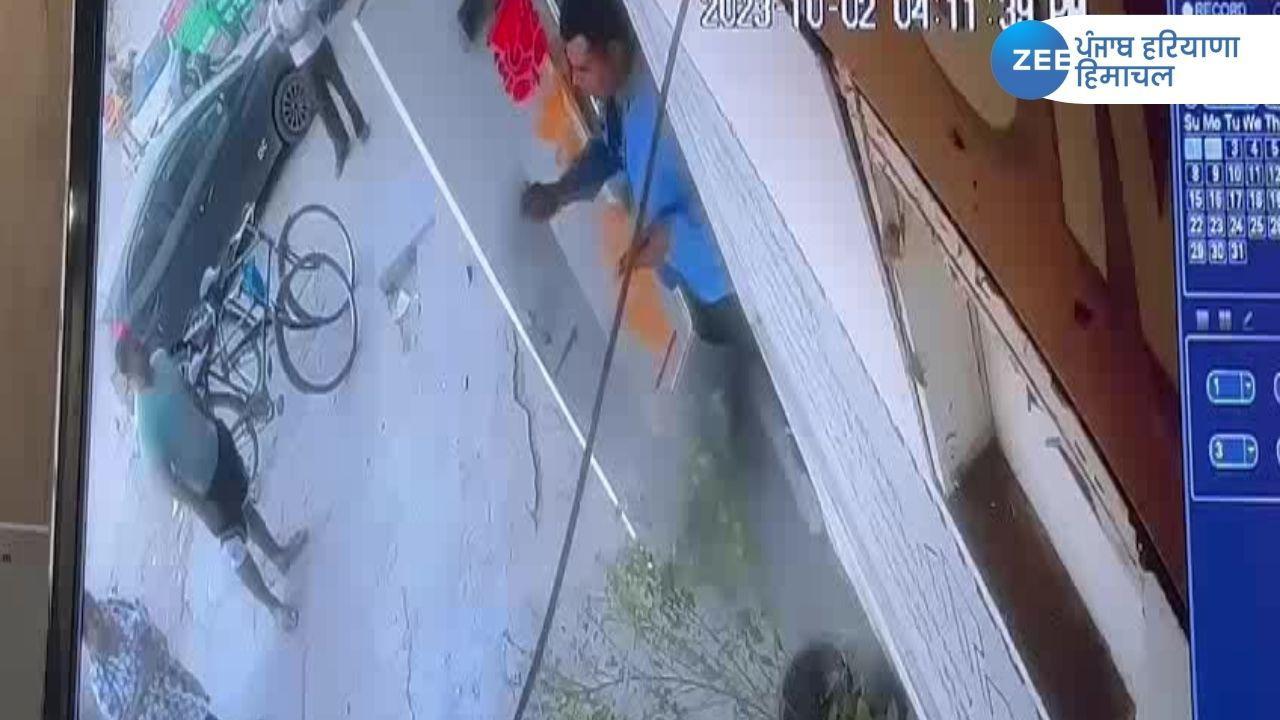 Lok Insaf Party Women Wing Incharge manhandled in Ludhiana News ...