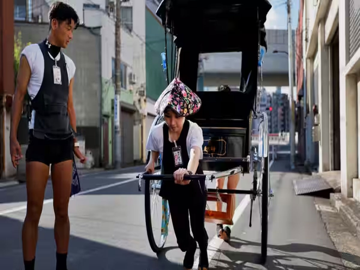 In pics Viral Photos Trending Social media inspires Japanese women to ...