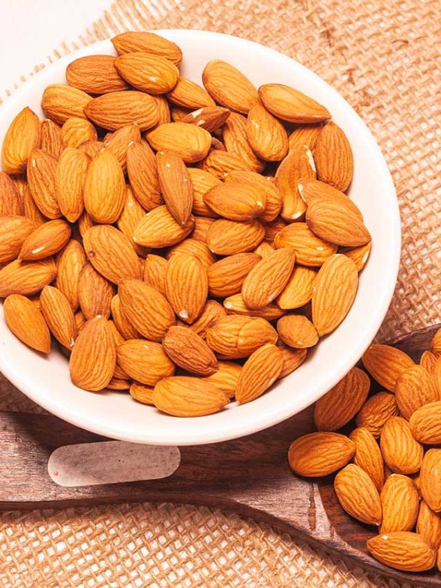 Boiled Almond Benefits: भीगोकर नहीं इस खास तरीके से खाएं बादाम, मिलेंगे ...