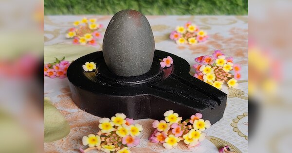 Astro Tips Offer these things to Shivling all the nine planets of the ...