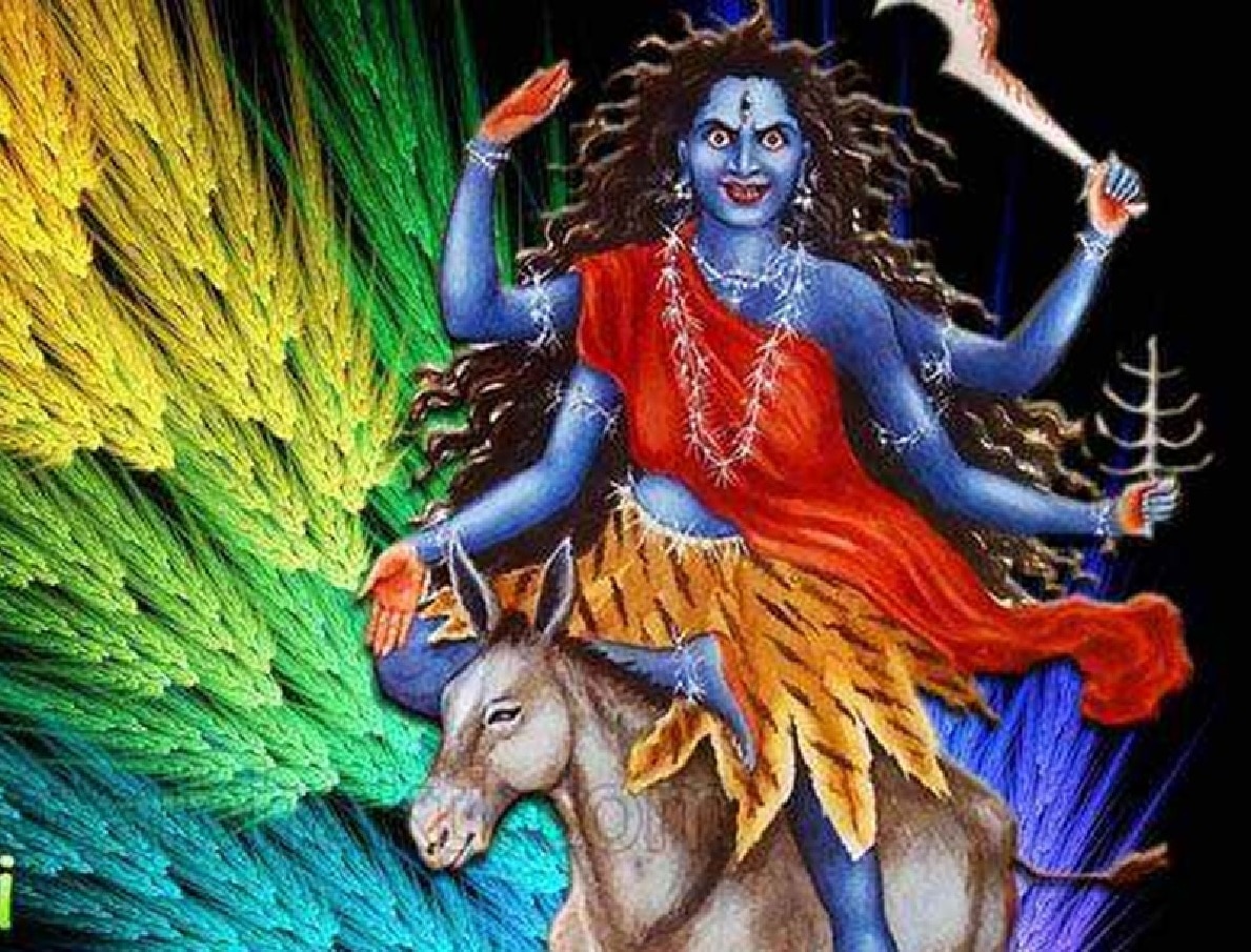 Maa Kalratri Puja Vidhi Worship Maa Kalratri with this method on 7th ...