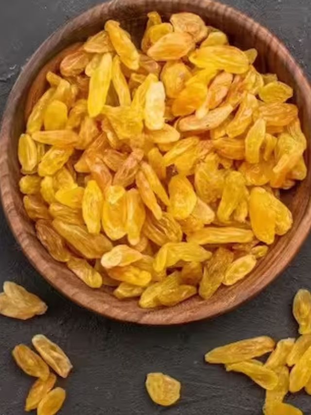 Benefits of Raisins with Milk: 5 रातों में जोश से भर जाएगा हर एक अंग बस ...
