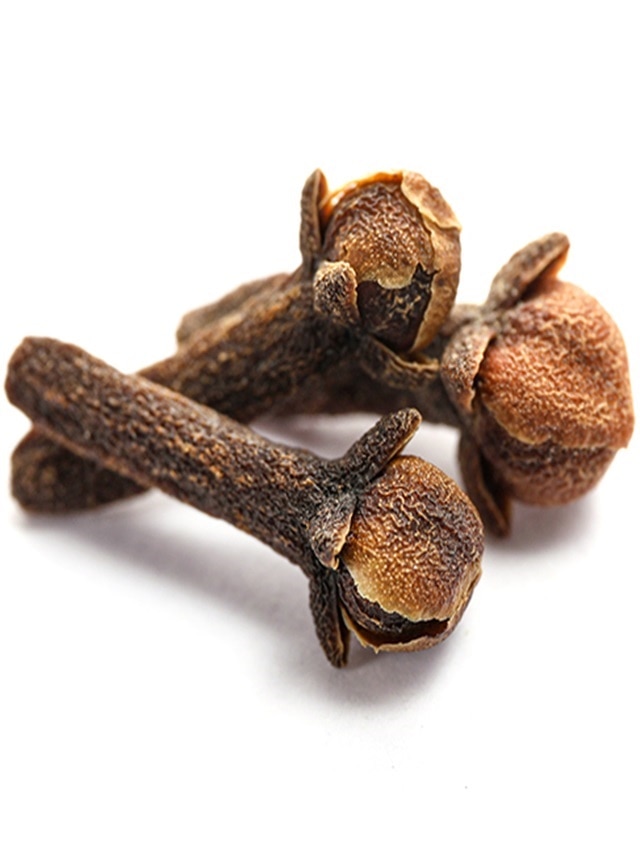 Laung Ke Upay 4 cloves will change your life follow this tips money ...