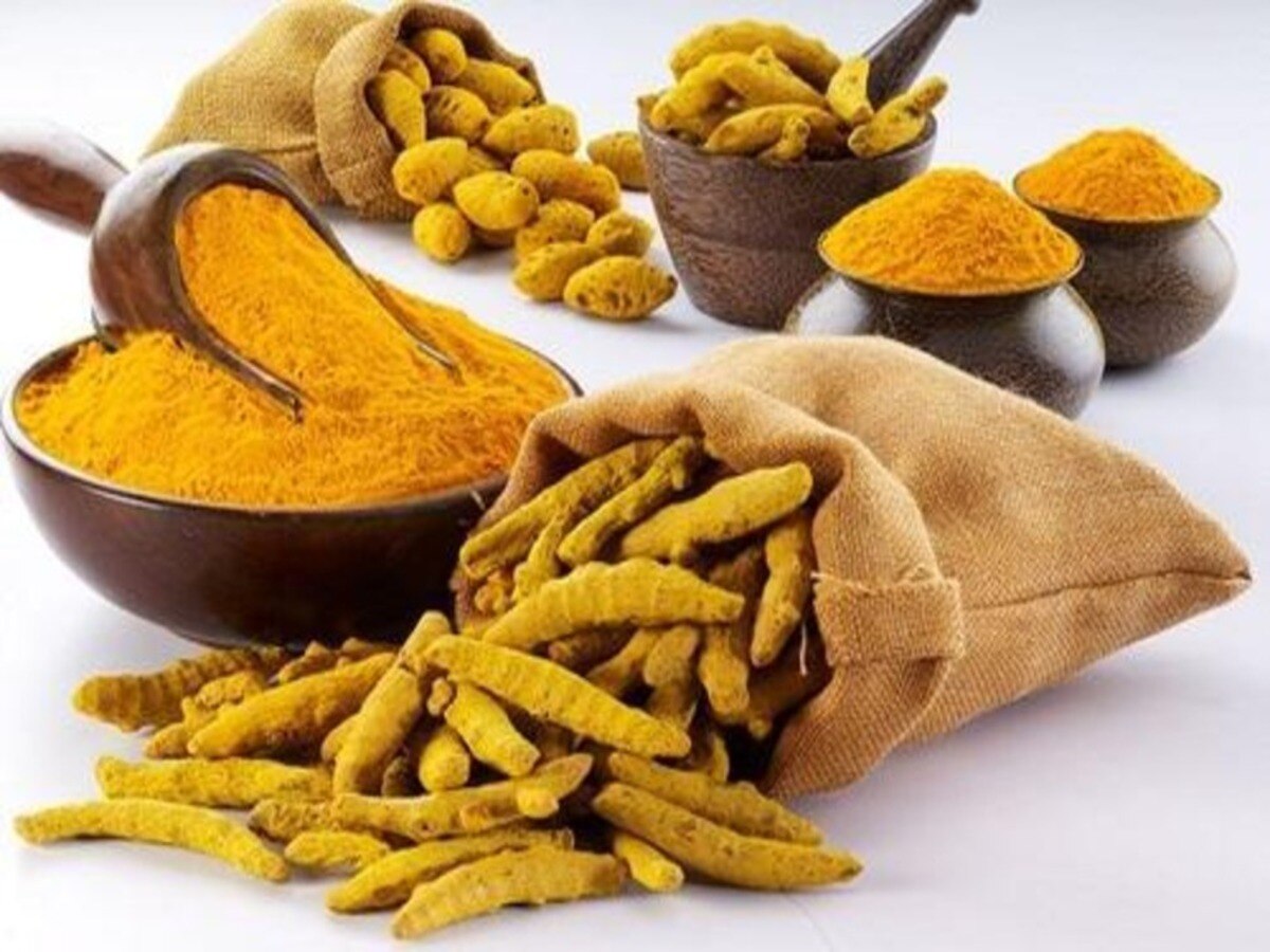 haldi ke totke keep haldi in tijori maa lakshmi shower blessing on you ...