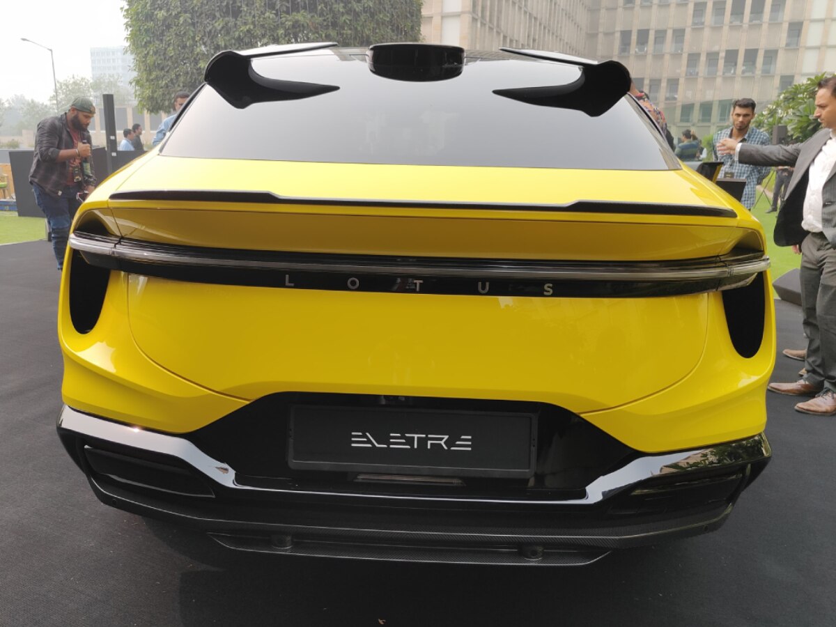 Lotus Eletre Electric SUV launch in India at price 3 crore rupees । भारत में लॉन्च हुई 3 करोड़ ...