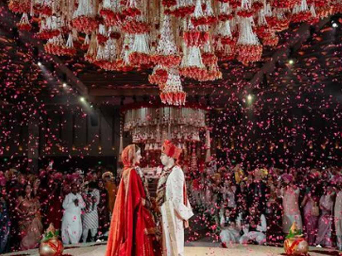 aditi arya and Jay kotak wedding album see pics of uday kotak son royal ...