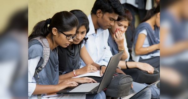 ECL job is special for 7th, you will get annual salary of lakhs ...