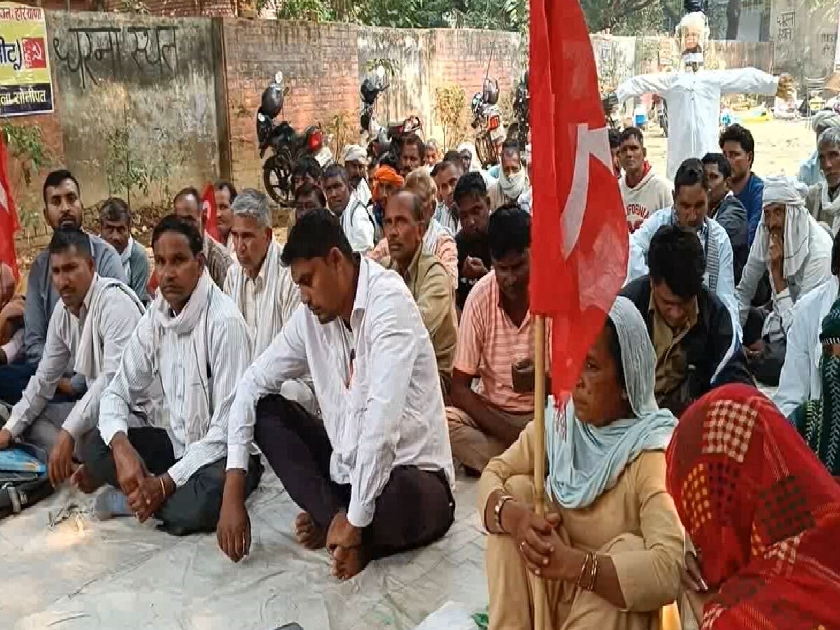 Sonipat News Strike of sanitation workers continued even on Diwali CM Manohar Lal effigy burnt ...