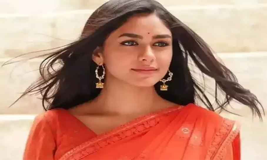 Mrunal Thakur dating rapper and singer badshah| Mrunal Thakur Affair ... Mrunal Thakur dating rapper and singer badshah| Mrunal Thakur Affair ...