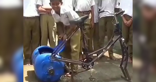 Desi Jugaad Child made washing machine with indigenous trick | Desi ...
