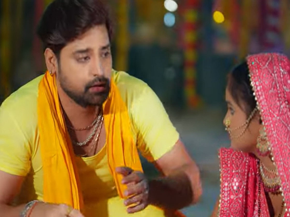 Rakesh Mishra Chhath Song Kaniya Chhath Kara Taadi Video Viral ...