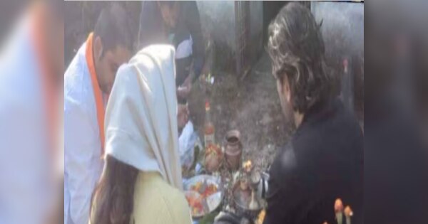 MS Dhoni reached his ancestral village with his wife Sakshi, was seen ...