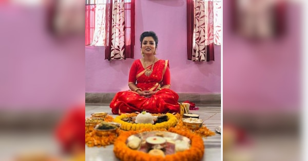 Puja karte samay mukh kis taraf hona chahiye astro tips | Puja Path Tips: पूजा के दौरान इस दिशा ...