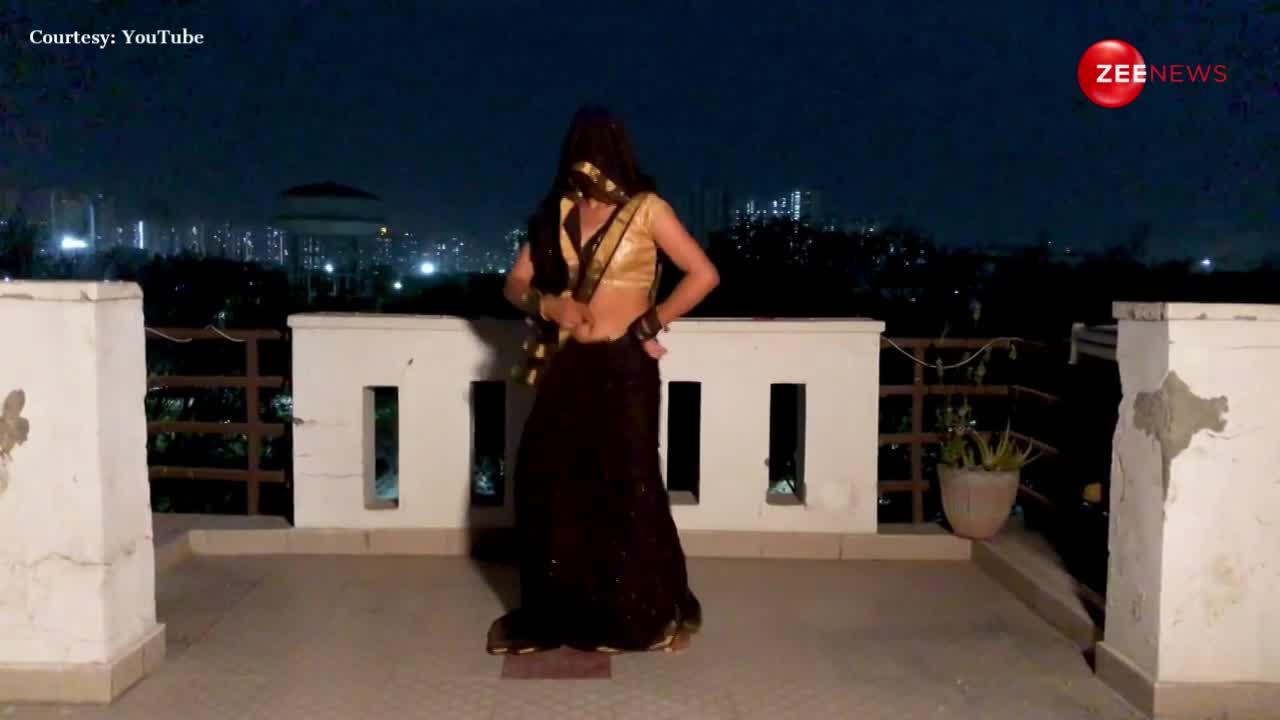 seducive desi bhabhi dance in black saree in night at rooftop break ...