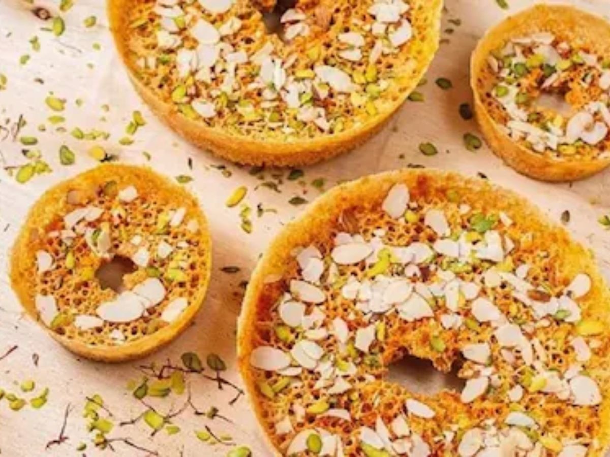 Ghevar filled with Rajasthani taste know how to make it | Rajasthani ...