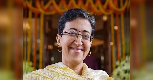 Delhi Jal Minister Atishi angry over dirty water in NFC said officer ...