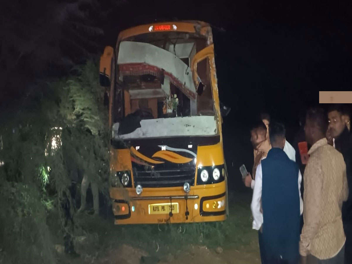 Jodhpur Road Accident Sleeper bus overturns dozens injured condition of ...