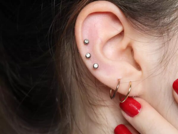 keep these precautions after ear piercing there will be no risk of ...