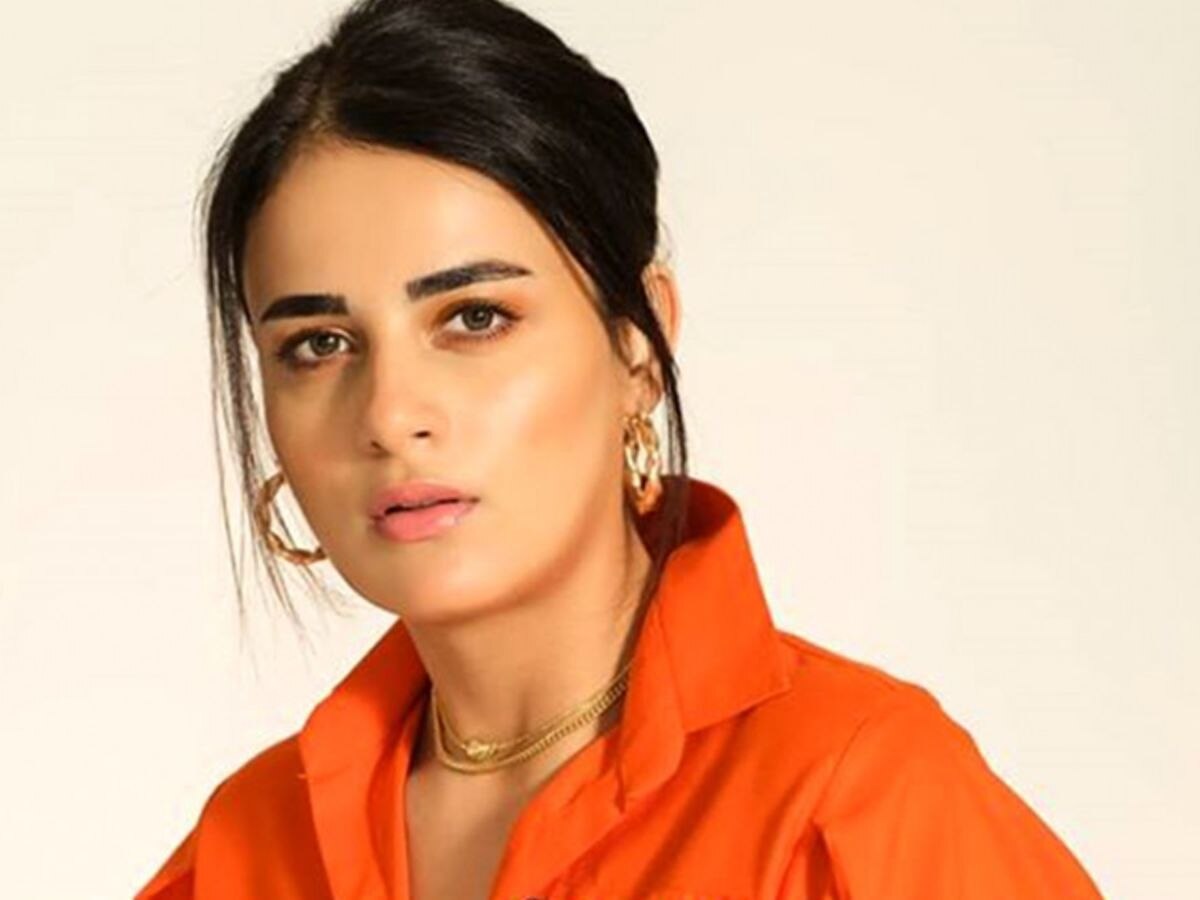 बिना गॉडफादर के इन 5 सेलेब्स ने बॉलीवुड में जमाया अपना सिक्का