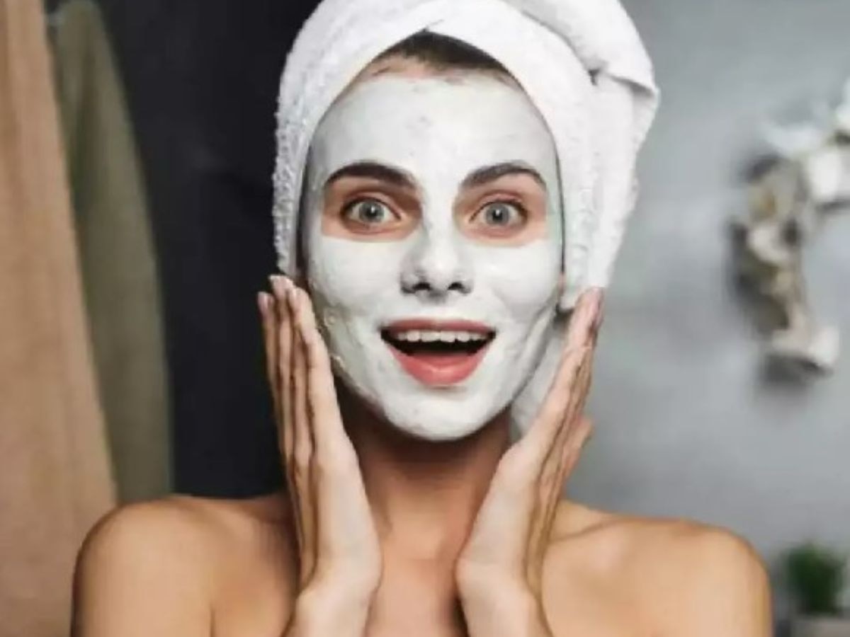 aata face pack sun burn flour based face pack for glowing skin ...