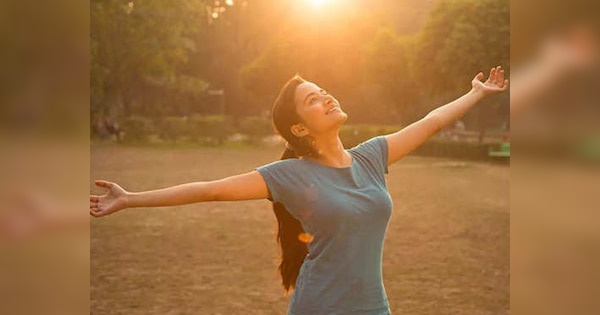 Sunlight amazing Benefits taking sun rays every morning few minutes for ...