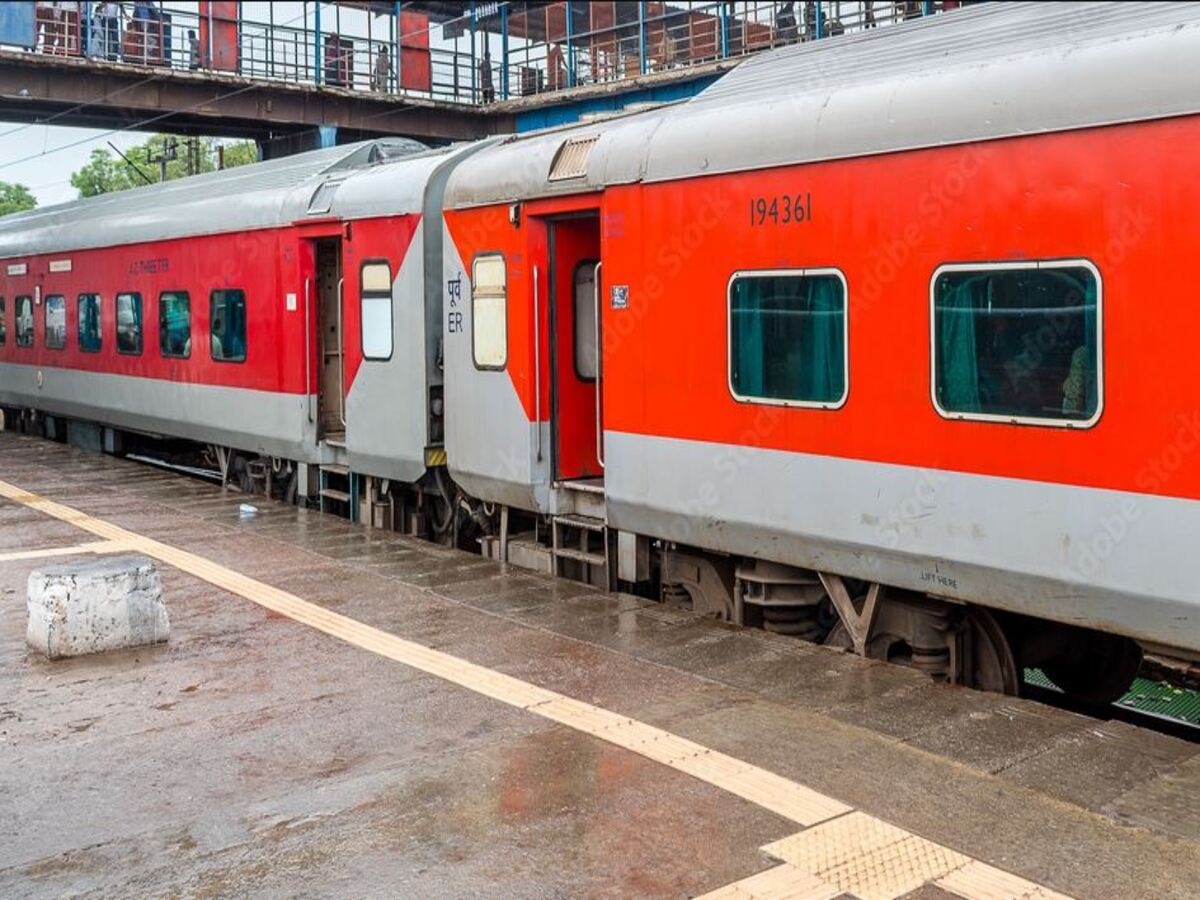 Indian Railway: କୋଚ ଭିତରେ କେତେ ଡିଗ୍ରୀ ତାପମାତ୍ରାରେ ଚାଲିଥାଏ ଏସି?