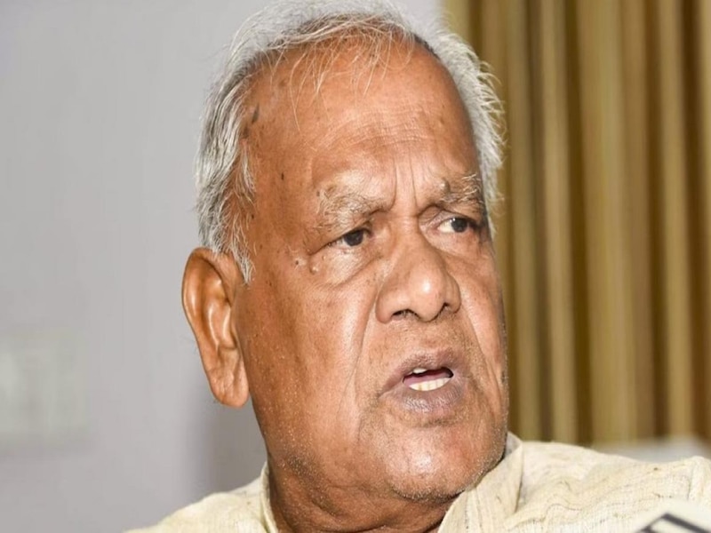 Nitish Kumar distanced himself from George Fernandes Sharad Yadav ...