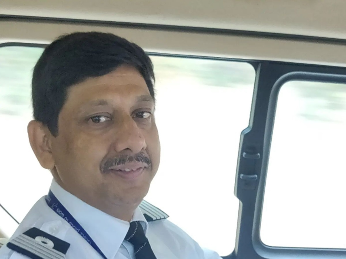 Who is Captain Ashutosh Ayodhya first Flight Pilot all You need to know ...