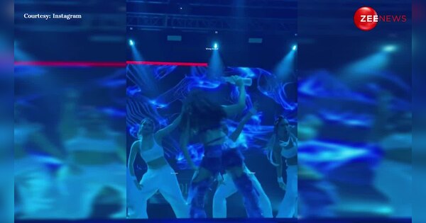 provocative nora fatehi put water on herself while dancing on stage ...