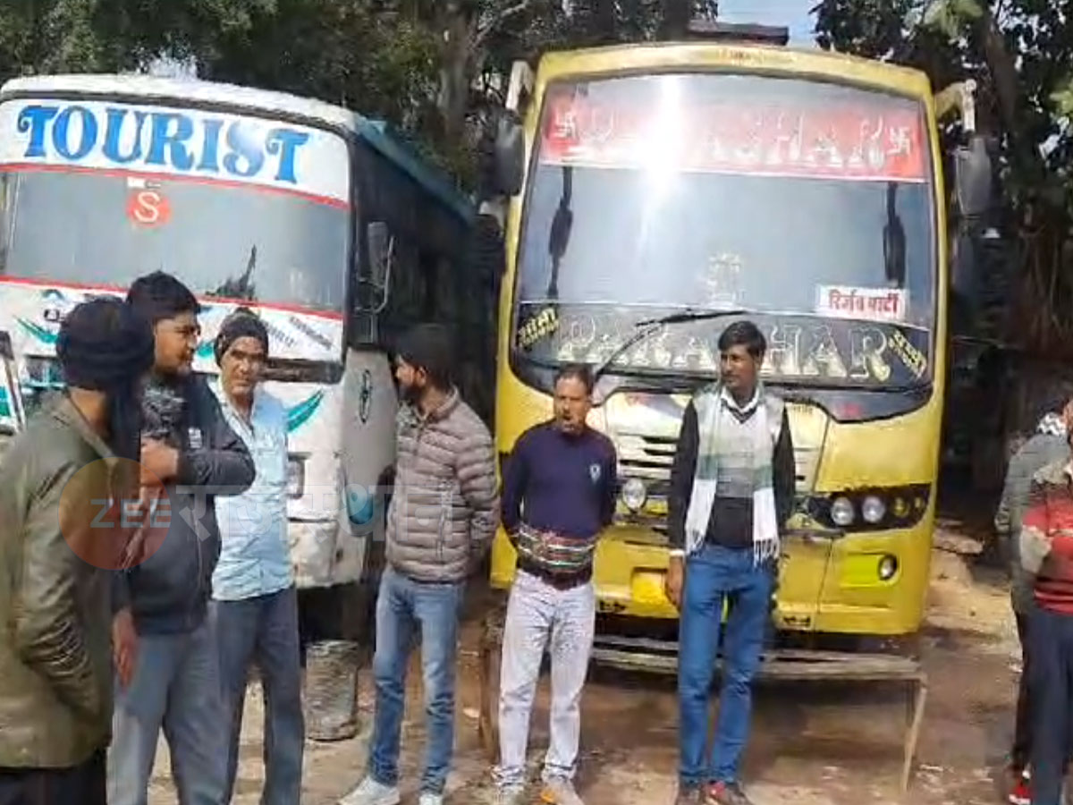 Drivers Protest Against New Law Operation Of Private Buses Completely
