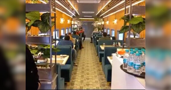 Rail coach restaurant opened for first time at Delhi railway station ...